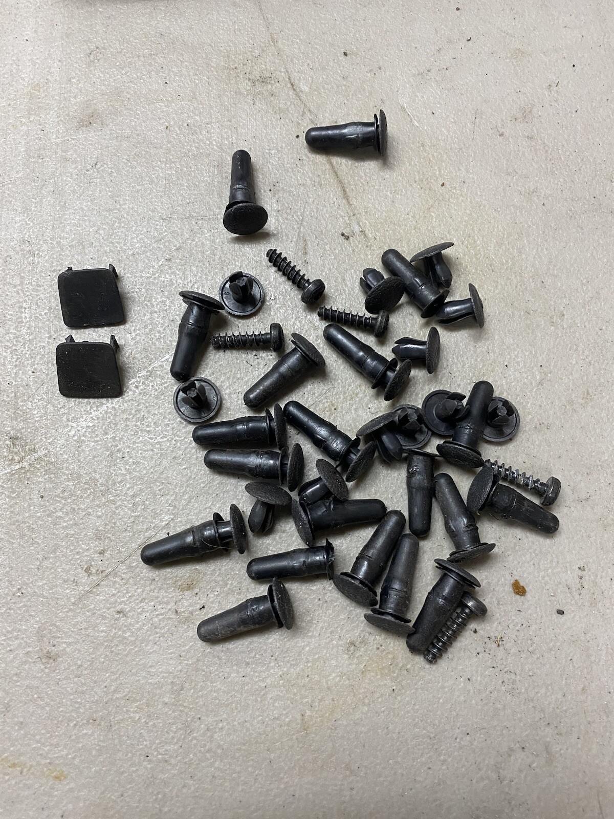 2005-2007 Volvo S60R S60 V70R Door Card Hardware Waffle Buttons Set OEM ...