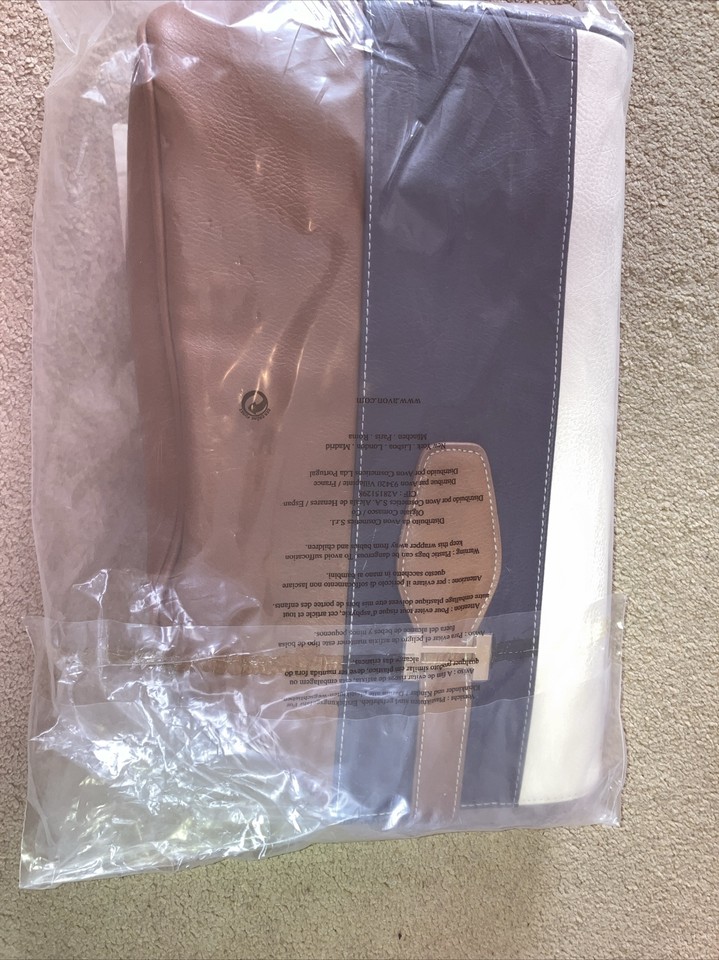 AVON JET SET WEEKENDER BAG BRAND NEW & SEALED, Lovely Item. Brown, Blue ...