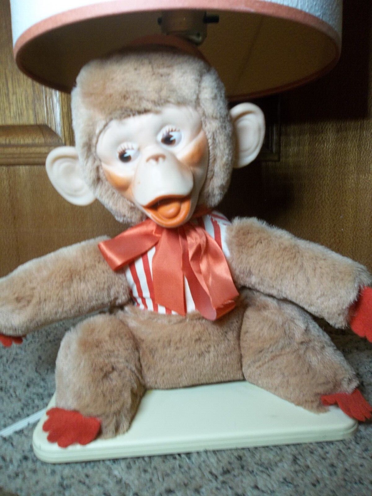 Rushton? plush monkey lamp children room 16' with shade working ...