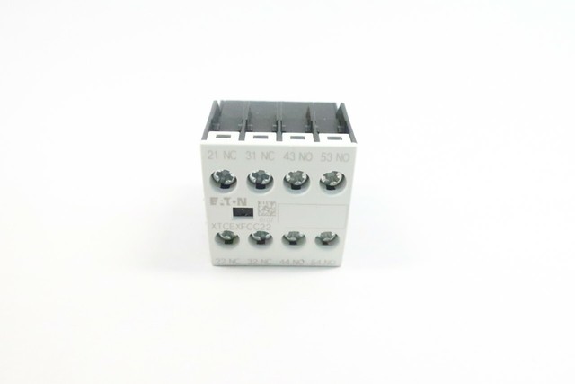 XTCEXFCC22 Eaton Auxiliary Contact 2no/2nc Top MNT for Use With XT ...