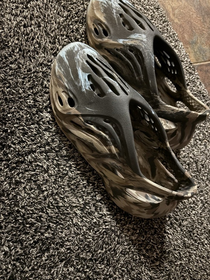 adidas Yeezy Foam Runner MX Cinder Brown Blue Size 11 | eBay