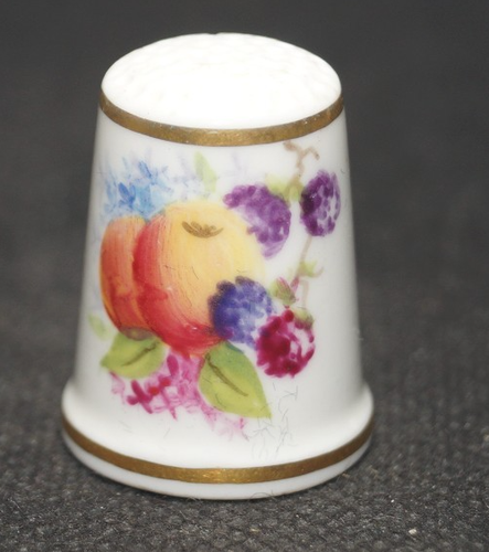 ROYAL WORCESTER ENGLAND THIMBLE COLLECTION HAND PAINTED - FRUIT #3 | eBay