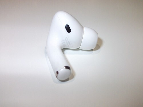 GENUINE Apple Airpods Pro 1st Gen. Replacement Left Ear Airpod Only ...
