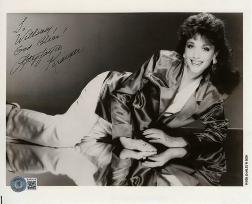 Stephanie Kramer Signed Autographed 8X10 Photo Hunter Vintage Pose BAS ...