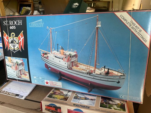 BILLINGS #605 1/72th SCALE ST ROCH RCMP ARCTIC PATROL WOODEN BOAT MODEL ...