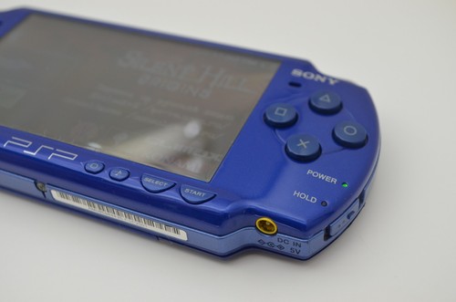 PSP 2000 Blue, Playstation Portable Slim Blue Edition, 2 GB.Free ...
