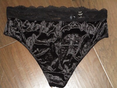 TORRID BLACK VELOUR LACE KEYHOLE THONG PANTIES SIZE 3 (3X/ 22-24) NEW ...