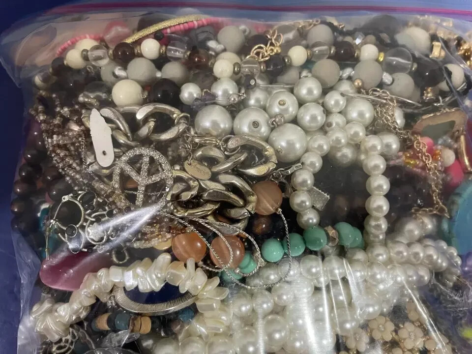 Estate Lot-Vintage Junk Drawer Lot Collectibles-Jewelry,Trinkets,Coins ...