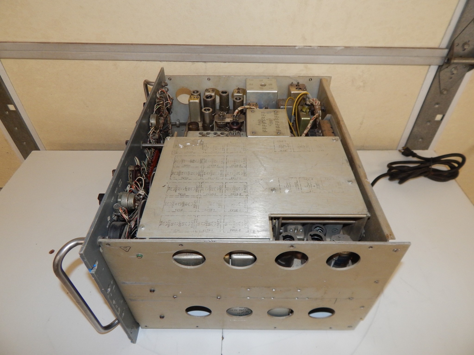 *TC* EAC R-390A/URR R390A HF Communication Receiver (WCR69) | eBay