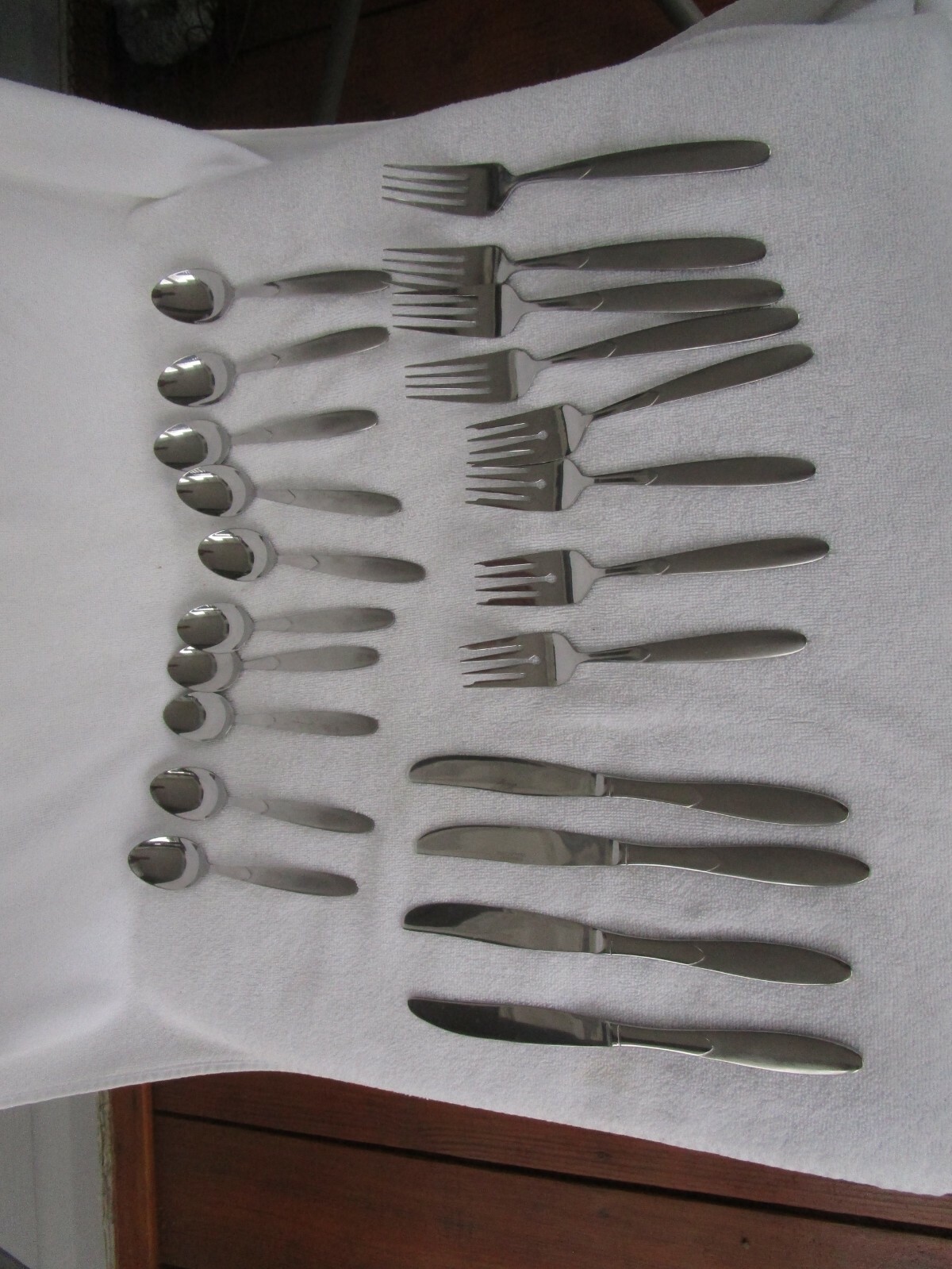CAMBRIDGE Stainless China Flatware~~ 22 Pieces Set!!~~QUALITY!! | eBay