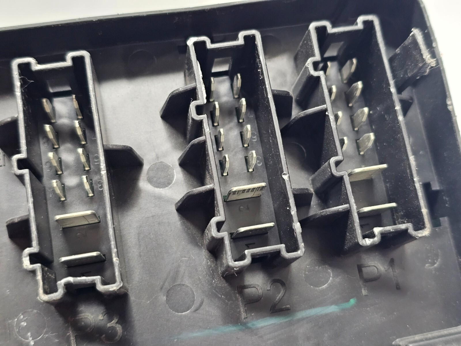 Mercedes Benz GL450 2008 Rear Relay SAM Fuse Box Module 1645403072 Used ...