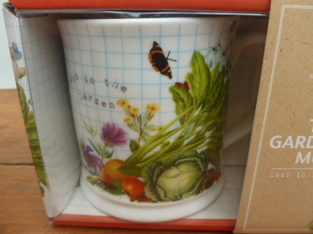 2 ROYAL HORTICULTURAL SOCIETY GARDENERS MUGS "LOST IN THE GARDEN" | eBay UK
