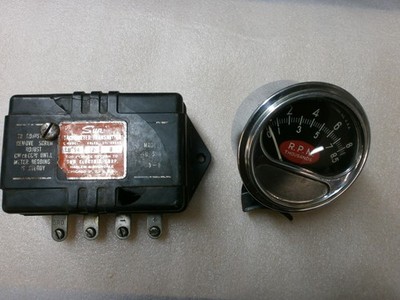 Vintage Sun Tachometer 12 V V8 Football 8.5k RPM RC 85 Tach 2245-25 | eBay