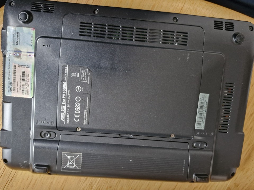 Asus Eee PC 1000HG 10,1" Display 1 GB RAM 150GB HDD Windows XP | eBay.de