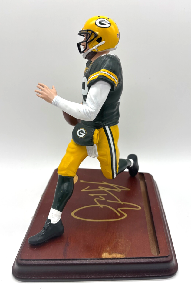 Danbury Mint Aaron Rodgers Green Bay Packers NFL Football Statue ...