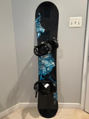 Fantastic Burton Bullet 57 snowboard (157cm) complete with Burton ...