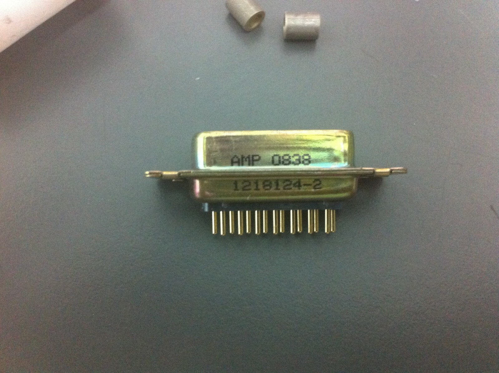 M24308/24-2F, 1218124-2 - AMPHENOL - Connector D-SUB PLUG 15POS VERT ...