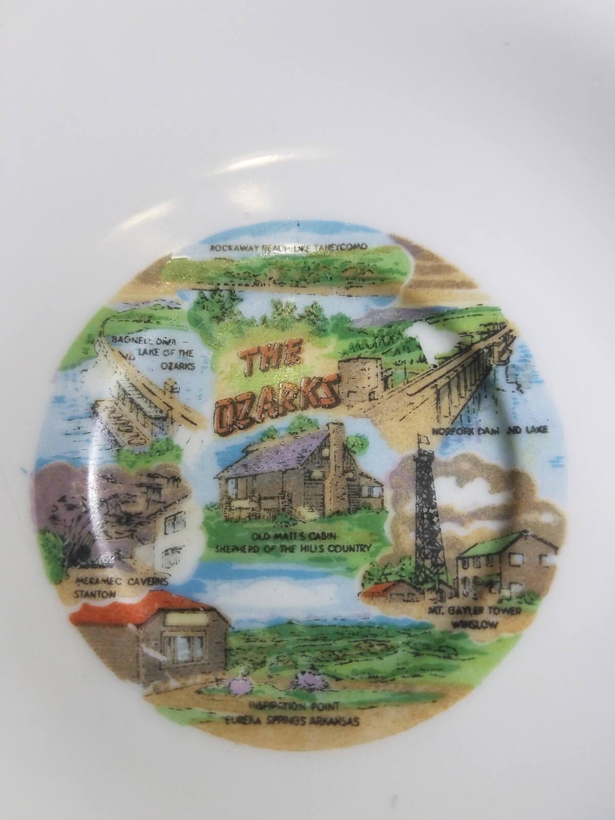 Vintage The Ozarks Collectors/Souvenir White Plate with Gold Trim 5.5 ...