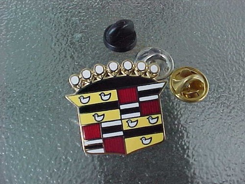 COLORFUL CADILLAC CREST HAT PIN W PIN STOPPERS NOS DISCONTINUED ...