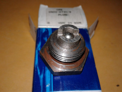Ford HeavyTruck Oil Drain Plug -- Freightliner , Sterling D9HZ-6730-B ...