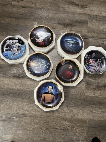 Star Trek And NASA Collector Plates lot of 7 All Mint Conditions Look ...