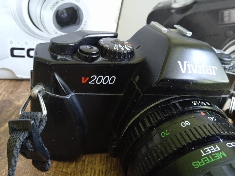Vivitar V2000 35mm SLR Film Camera with 35 - 70mm Lens Tested E | eBay
