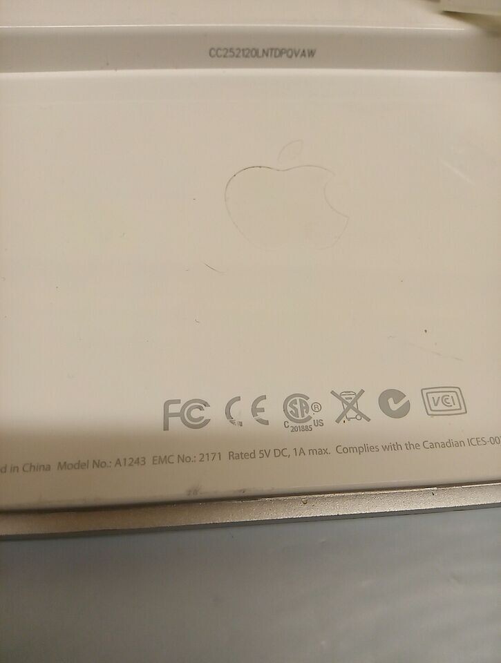 Genuine Apple A1243 Wired Mac Standard USB Keyboard w/ Numeric Keypad ...