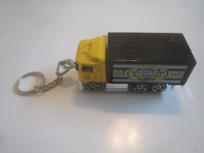 GARBAGE TRUCK TRASH PICKUP DIECAST MODEL TOY KEYCHAIN KEYRING YELLOW ...