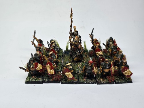 Warhammer Bretonnia Grail Reliquae/ pilgrims X18 Well Painted. Old ...
