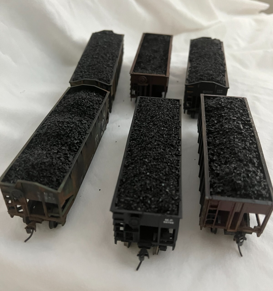 Six HO Scale Custom Weatherd Hopper w/Coal Loads | eBay