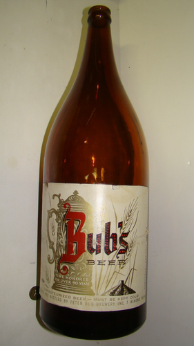 Bub's Beer Picnic bottle paper label Peter Bub Brewery Winona Minnesota ...