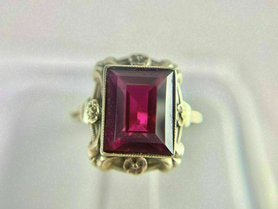 Gorgeous Lab Created Red Emerald Gemstone Women's Hand Crafted ...