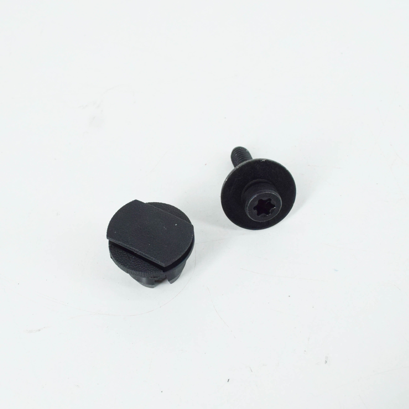 PORSCHE MACAN 95B Radiator Support Splash Shield Clip 95B805163A NEW ...