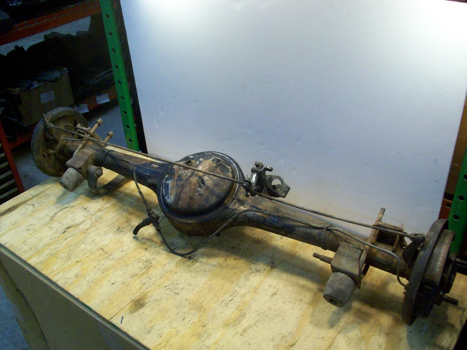 Austin-Healey MG Midget Sprite Rear End Axle Differential Housing ...