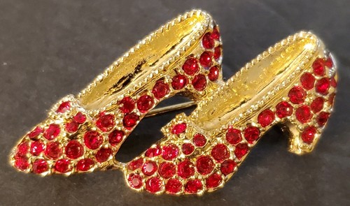 WARNER BROS Store Brooch Pin Wizard OZ DORTHYS RUBY Slippers RED PAVE ...