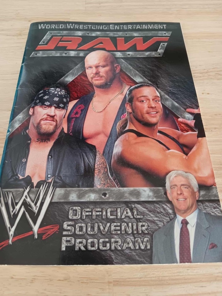 WWE 2002 RAW & Smackdown Official Souvenir Program Wrestling Stone Cold ...