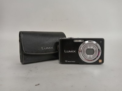 Panasonic Lumix Digital Camera DMC-FS10 Untested Black 12 Mega Pixels 2 ...
