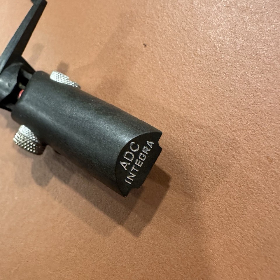 ADC Integra VTA Adjustable Headshell w/Cartridge - Read Read Read ...