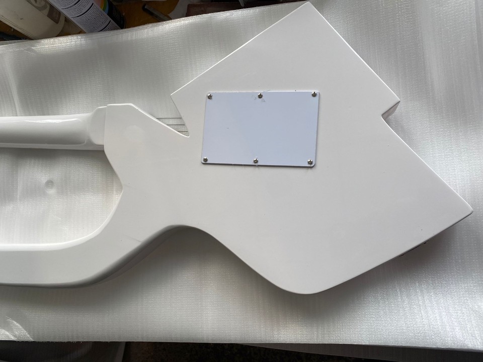 Custom Prince Model C Electric Guitar in White with 24 Frets & Chrome ...