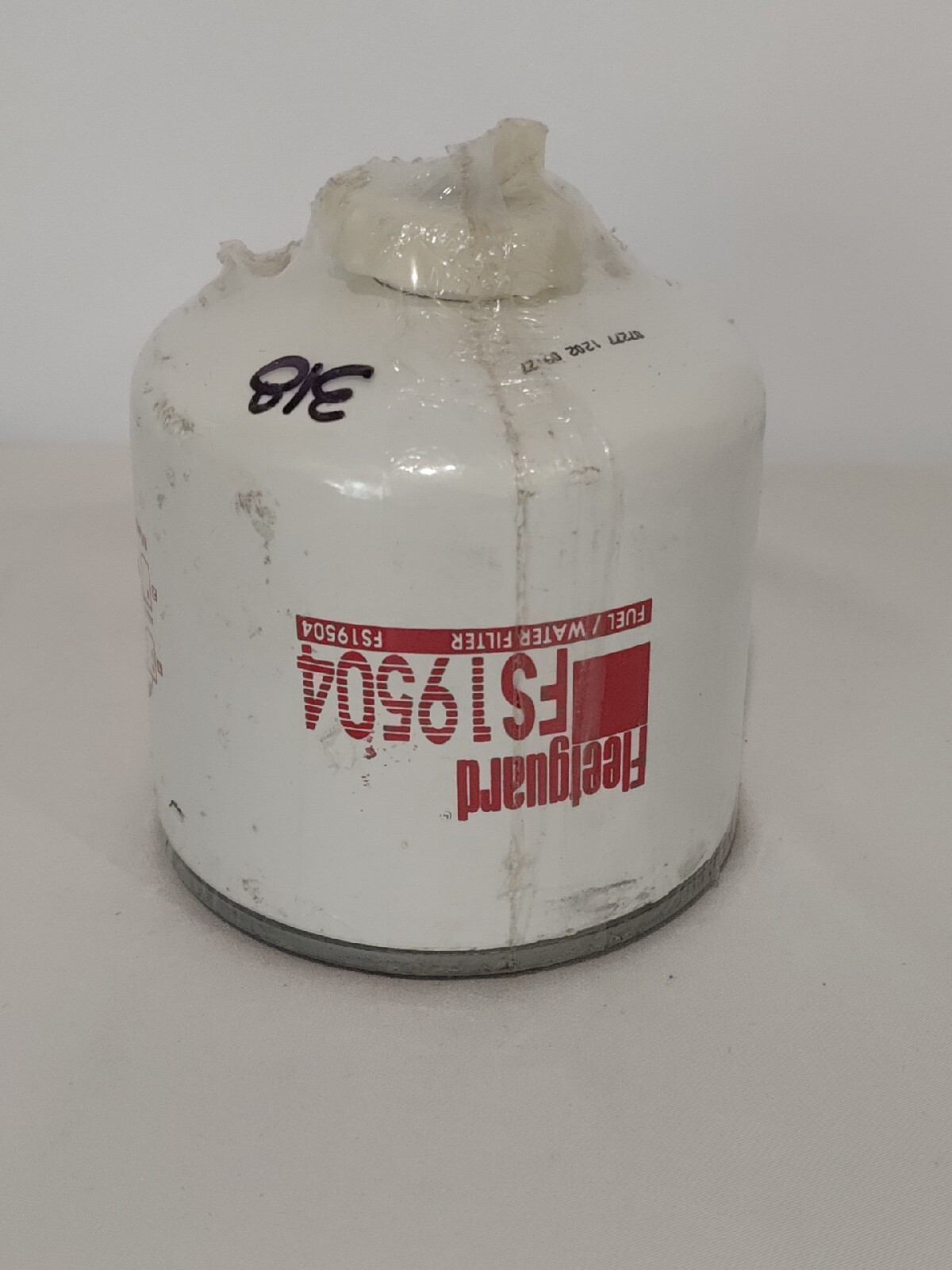 FLEETGUARD FS19504 - Fuel filter cross reference