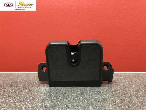 2016-2018 GENUINE KIA SORENTO REAR TAILGATE LATCH ASSY 81230 C5000 | eBay