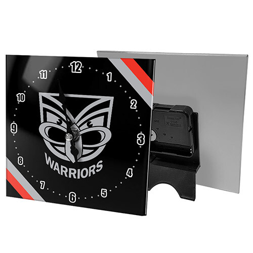 NRL NEW ZEALAND WARRIORS MINI ANALOGUE GLASS CLOCK . DESK TOP / BEDSIDE ...