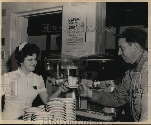 1951 Press Photo Claudia Bingham serves James Rector coffee at New York ...