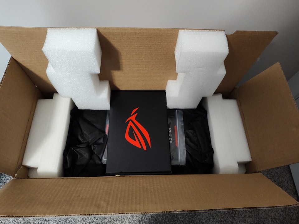 ASUS Rog Z11 Mini-ITX Gaming Case with Patented 11 Degree Tilt Design ...