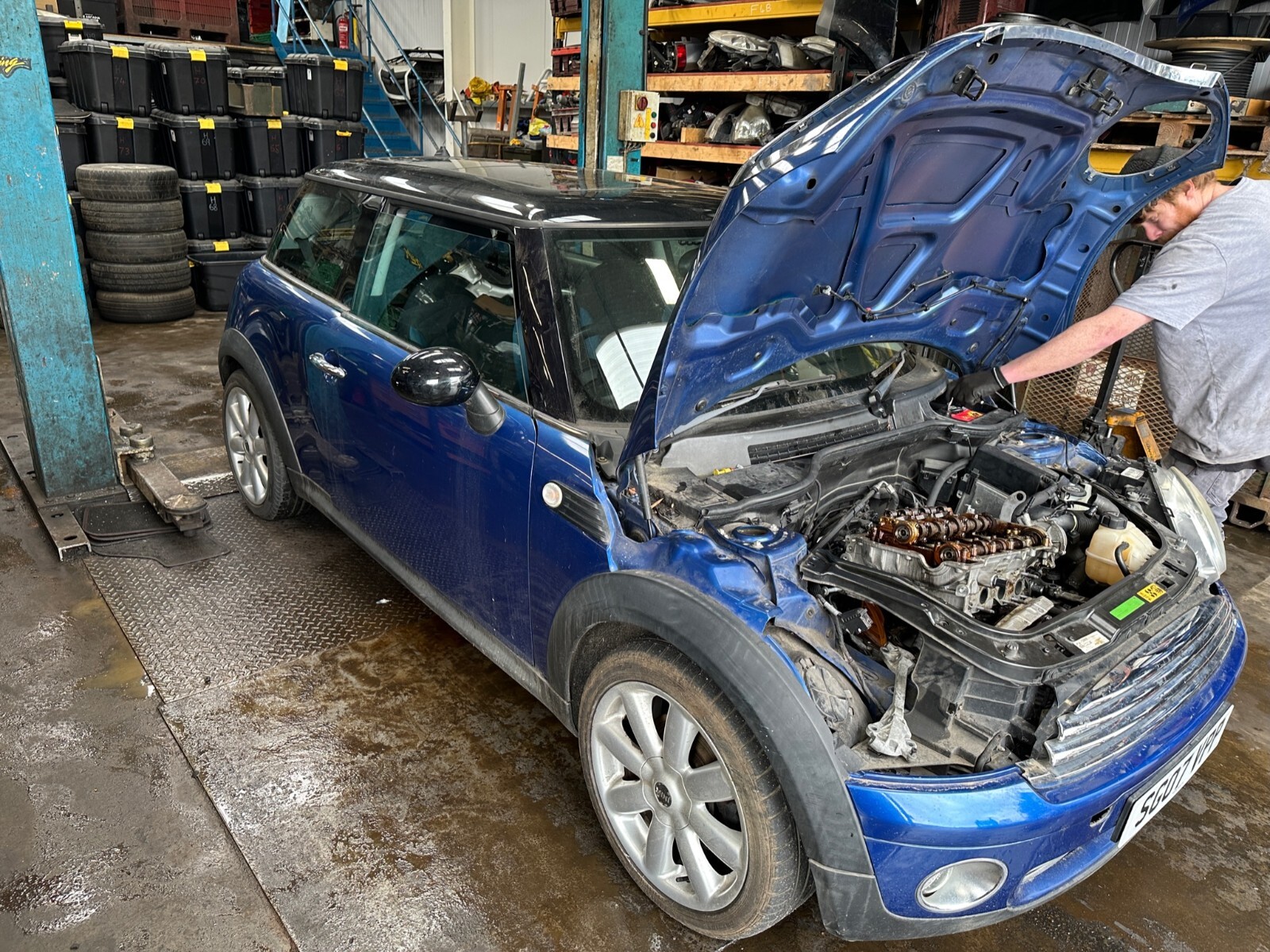 2007 MINI COOPER R56 1 x WHEEL NUT FOR SALE *SPARES PARTS BREAKING ...