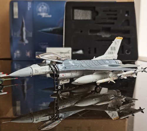 1/72 Usaf F-16C F16 Fighter Model Primo with Aircraft Internals | eBay