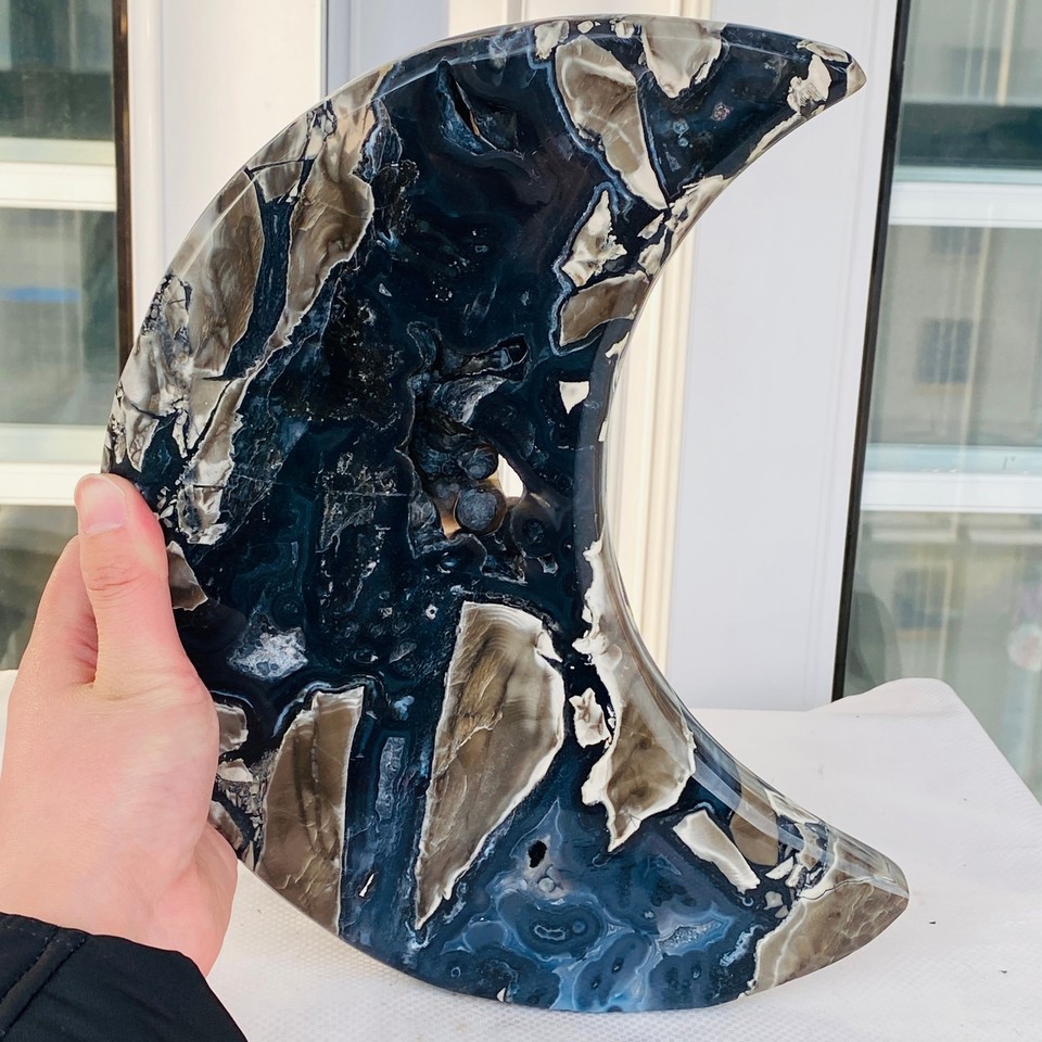 Natural volcanic agate Crystal Moon Carving Healing 2720G (UV reactive ...