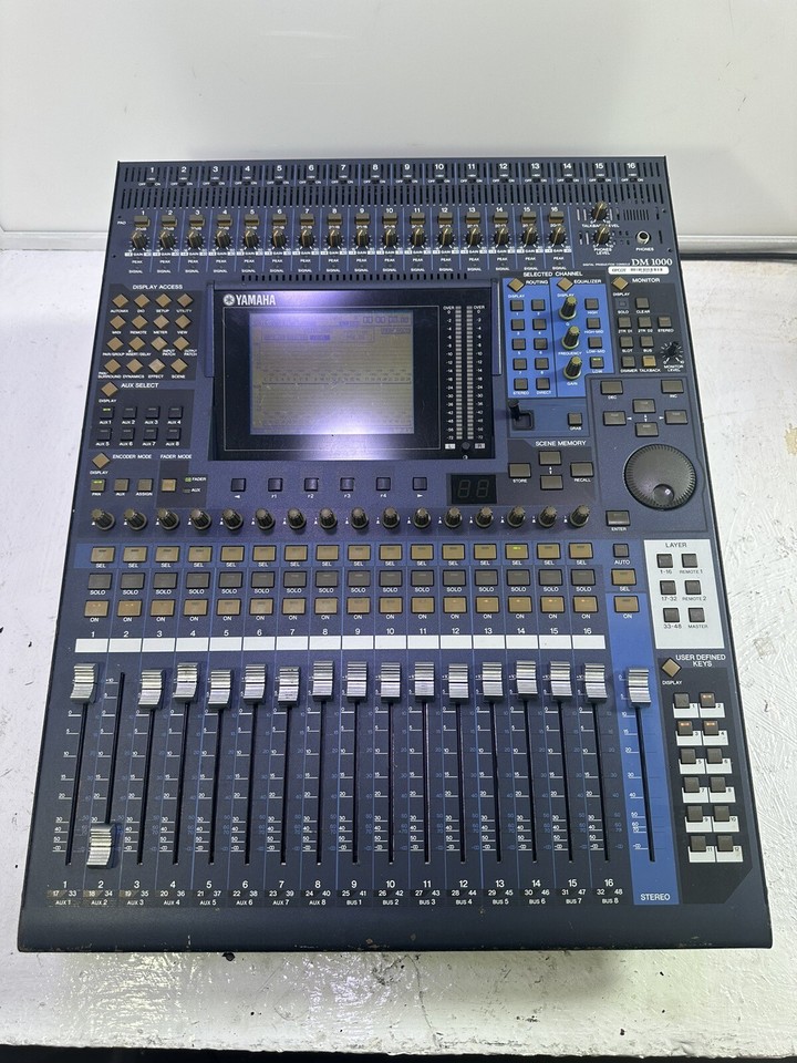 Yamaha DM1000 48-Channel Digital Audio Mixer w/ Peak Meter Bridge ...