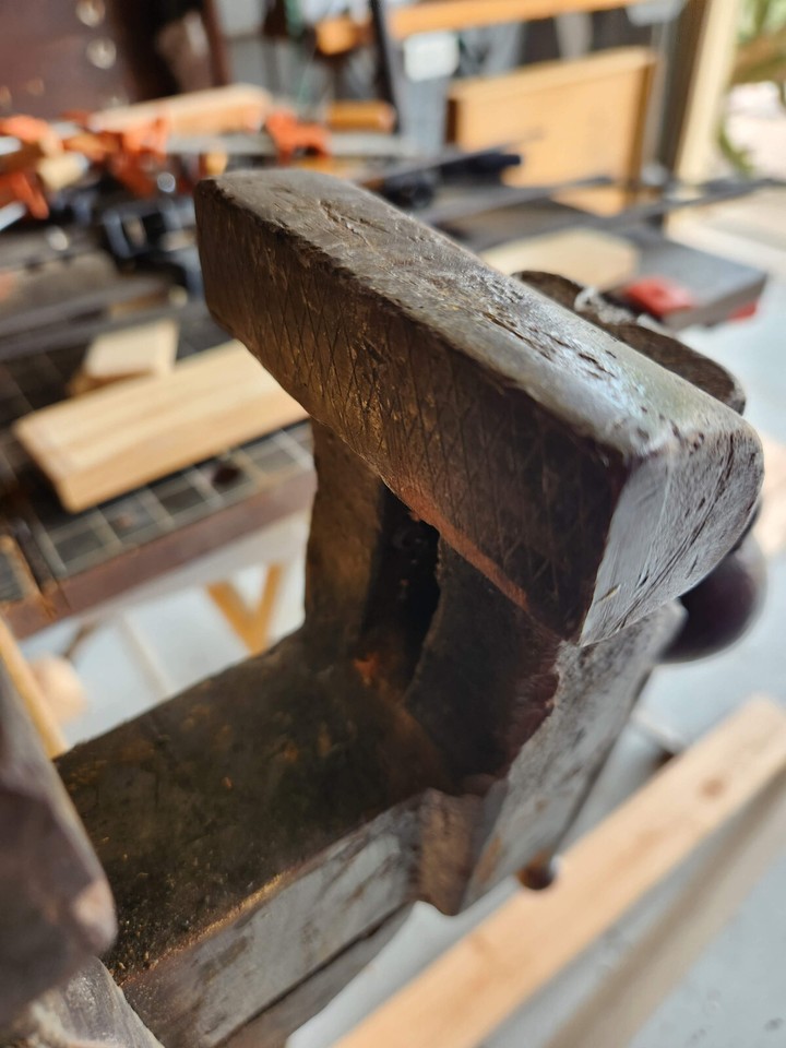 Vintage BENCH VISE. PRENTISS No 91 BULL DOG? Antique heavy tool ...