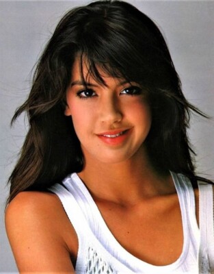 BEAUTIFUL Pheobe Cates 8X10 Photo | eBay